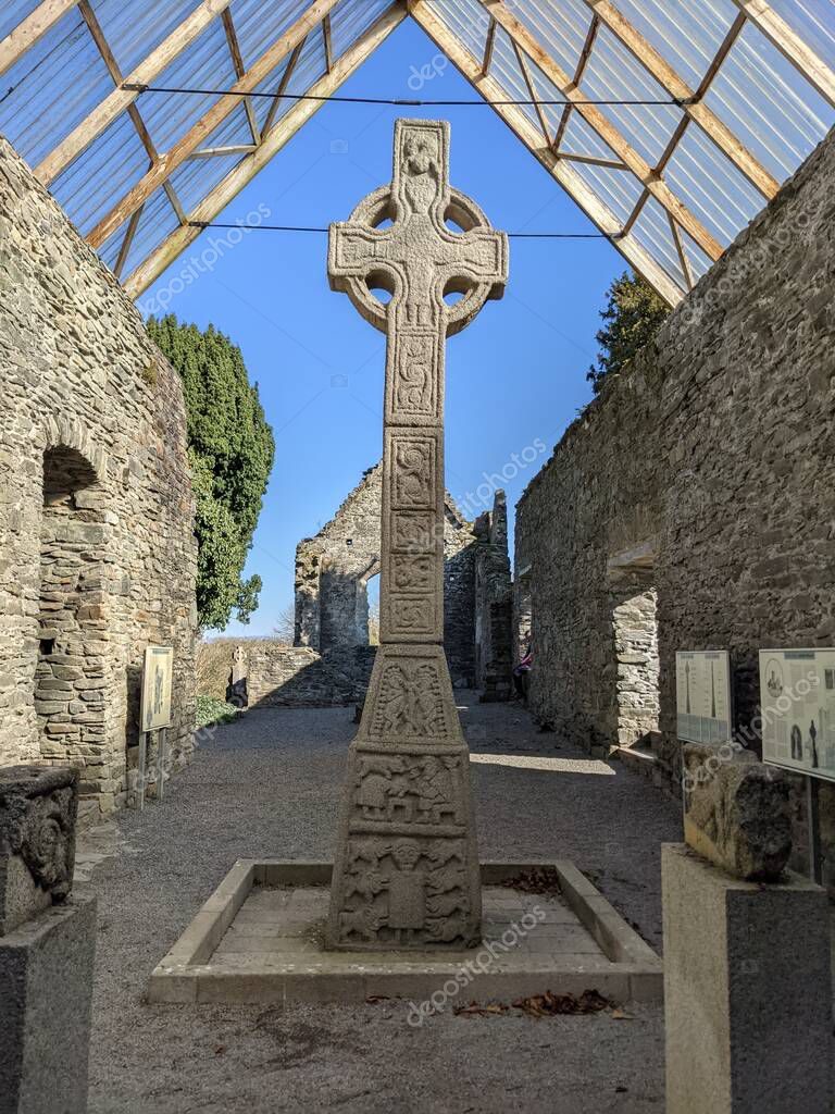 Moone High Cross, edificio del patrimonio celta en la República de ...