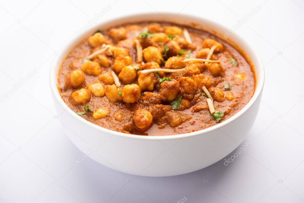 choley, chole masala o chana un alimento indio hecho de garbanzos ...