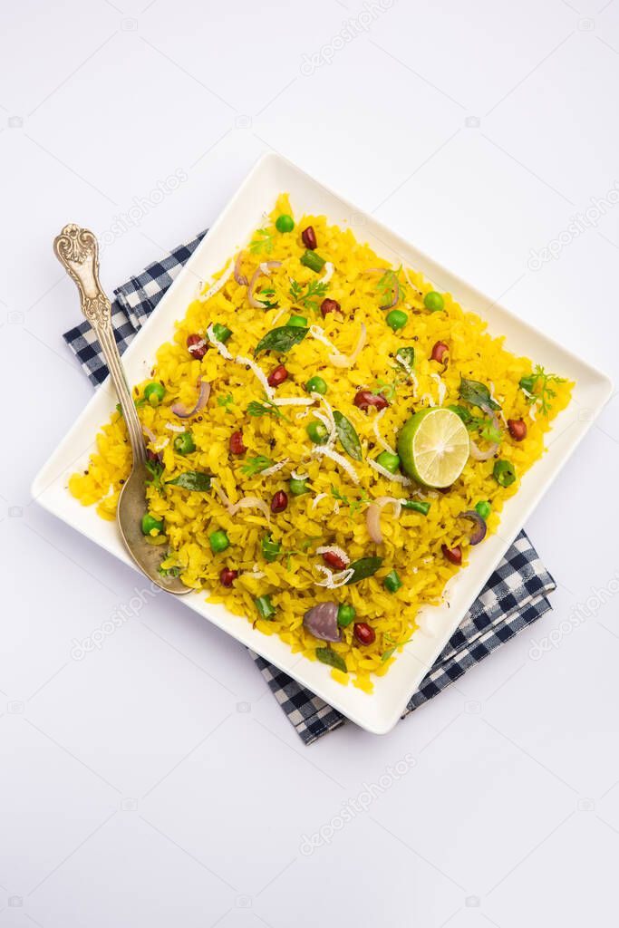 Pohe, poha o Pohaa, también conocido como pauwa, sira, chira, o aval ...