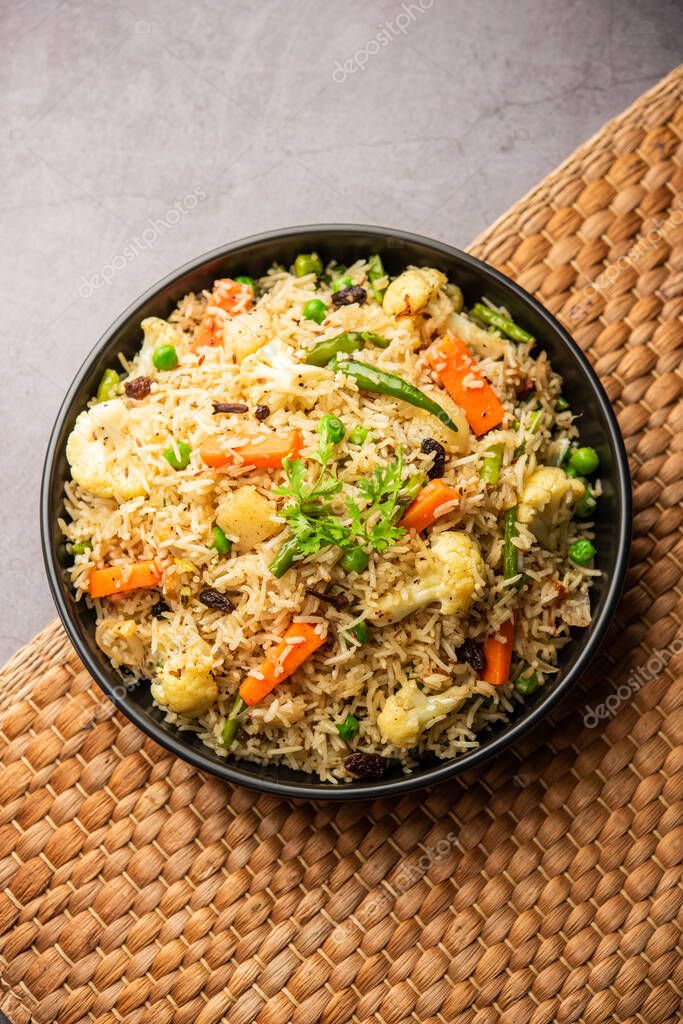 Tahri, tehri, tehiri or tahari is an Indian one pot meal made using ...