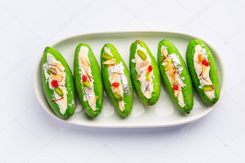 Parwal Mithai es un popular dulce del norte de la India llamado Parval ...