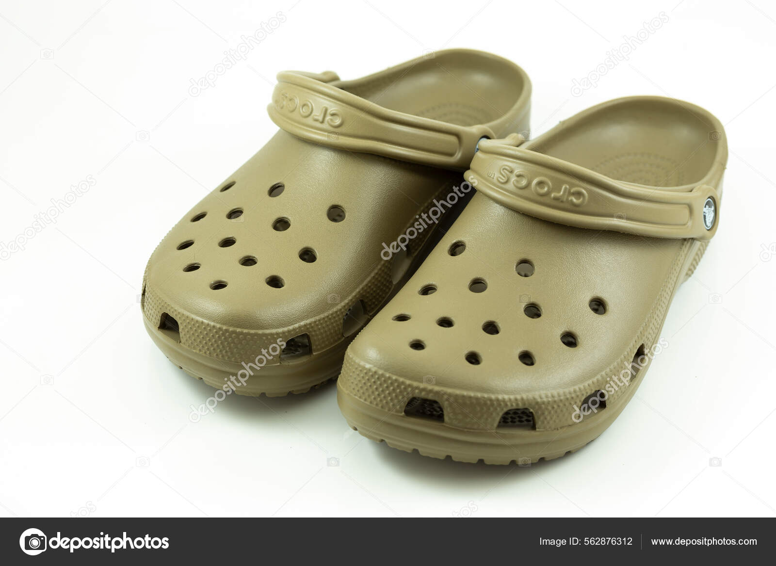 Bangkok Tailandia Agosto 2018 Par Sandalias Crocs Marrones Con Diseño ...