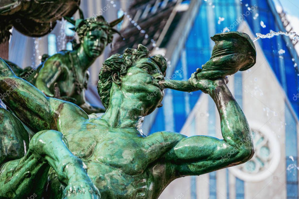 Detalle de la fuente más grande y magnífica de Leipzig (en alemán ...