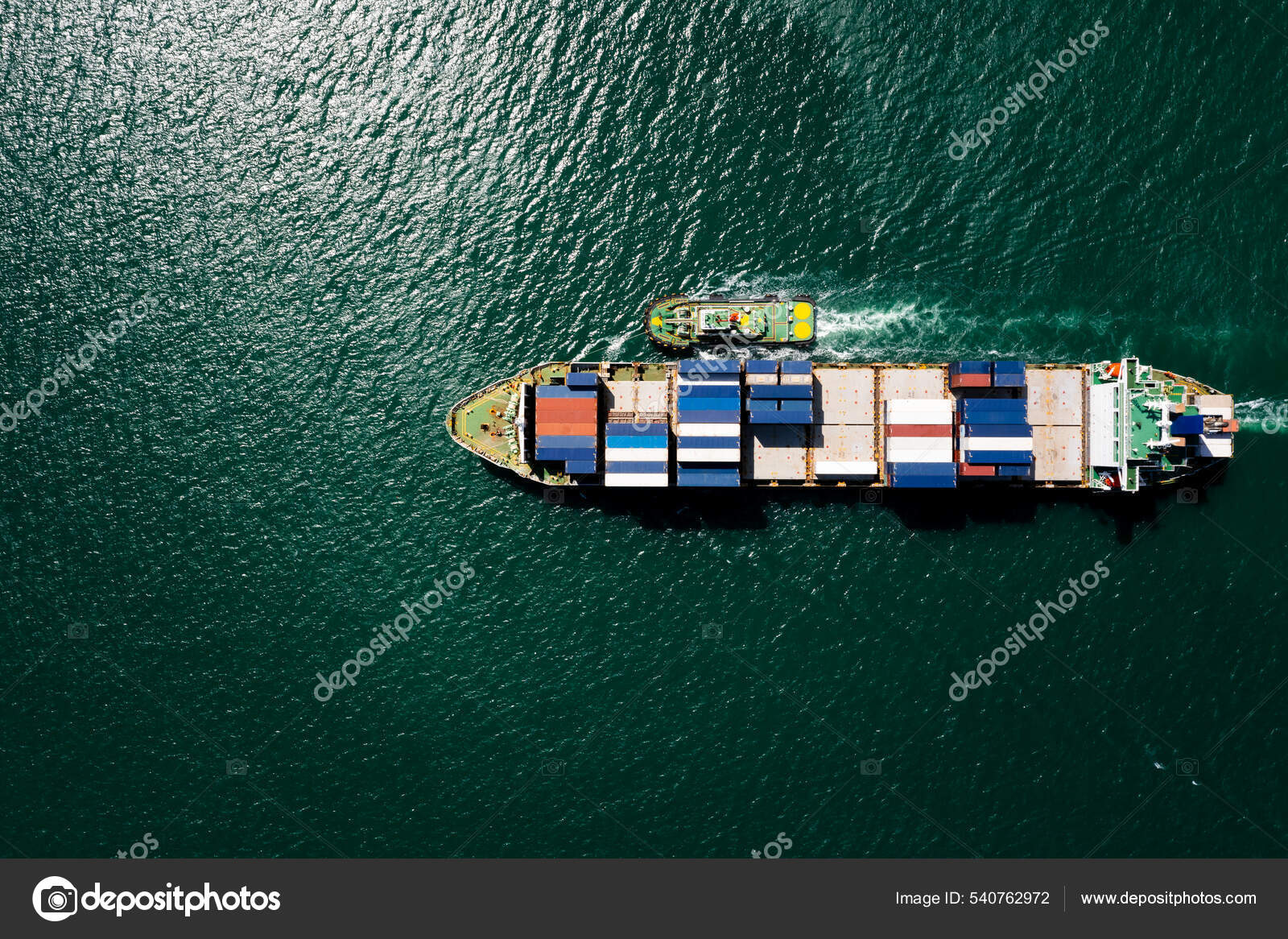 Aerial Top View Container Ship Sailing Green Sea Full Speed — Stock ...