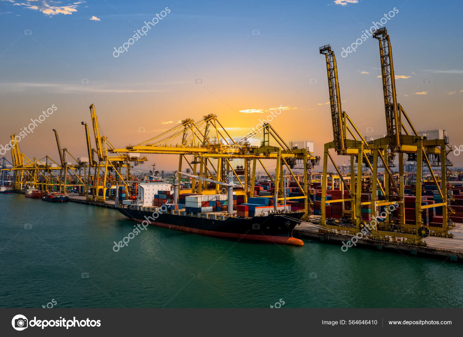 Containers Ship Shipping Ports Logistic Sea Freight Load Unloading ...