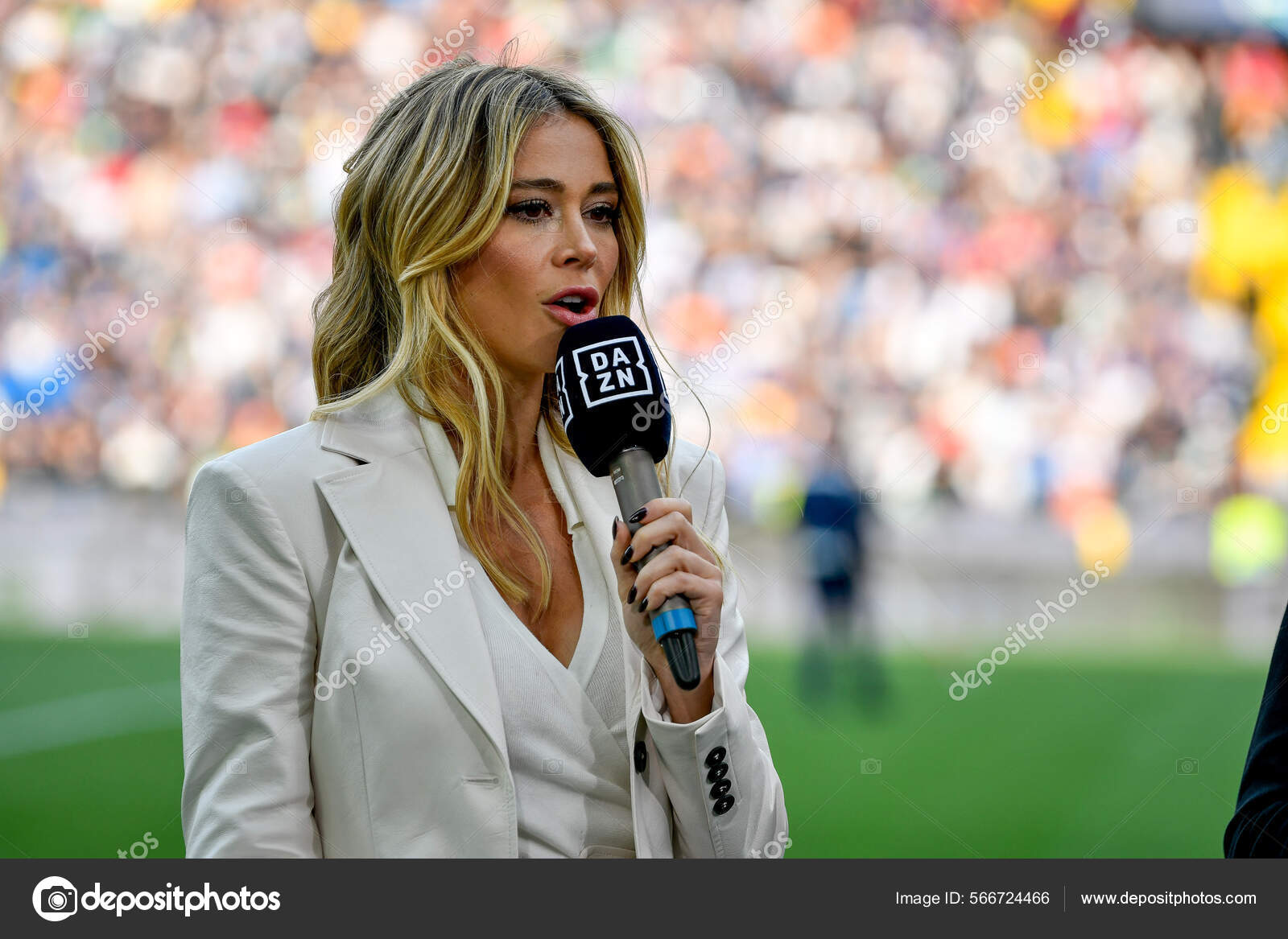 Diletta Leotta Journalist Presenter Dazn Italia Italian Soccer Serie ...