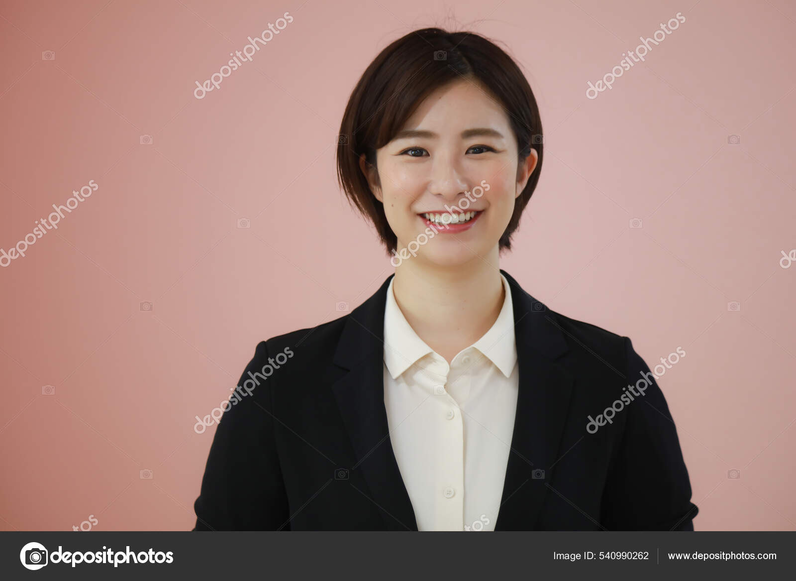 Image Smiling Female Employee — Stock Photo © yamasan #540990262