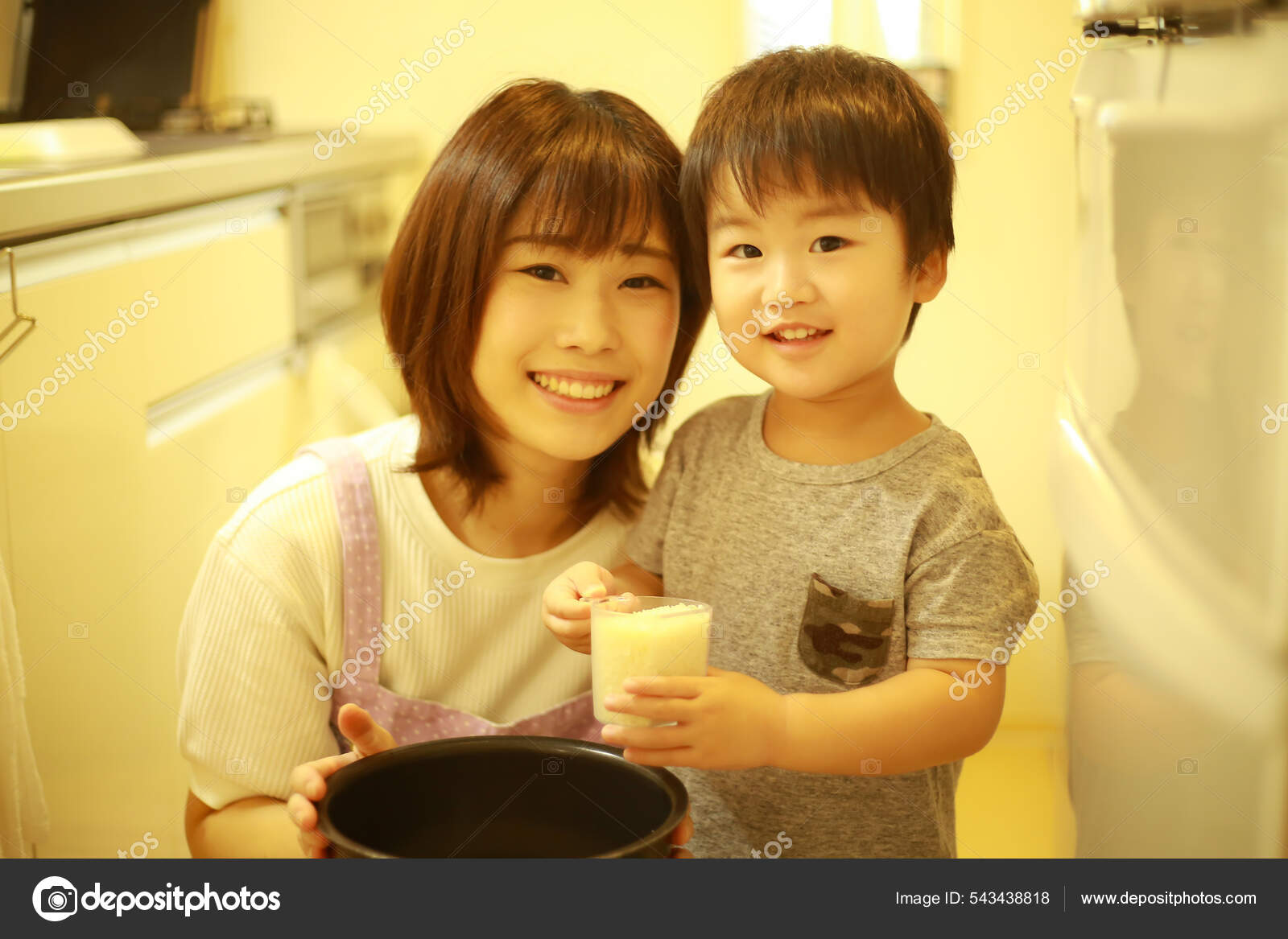 Mother Son Cooking Rice Kitchen — Stock Photo © yamasan #543438818