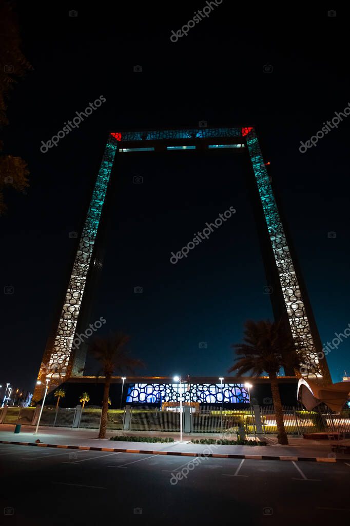 Dubai, Emiratos Árabes Unidos, 9.Diciembre, 2021 El marco de Dubai ...