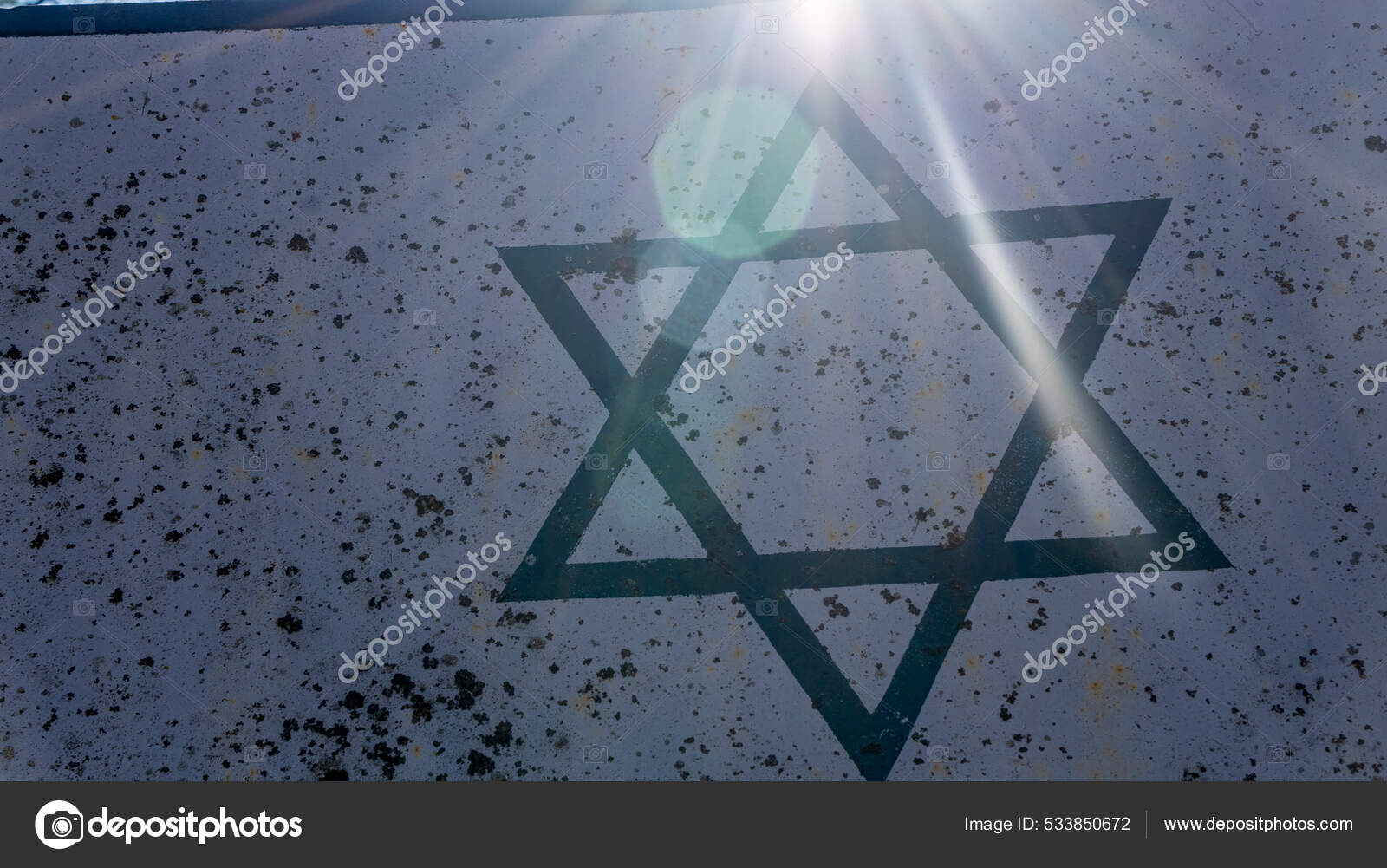 Pointed Star With Sun Around It