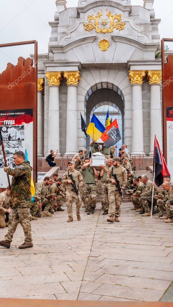 Kiev, Ukraine, 5 August 2022: farewell to the hero, solemn funeral and ...