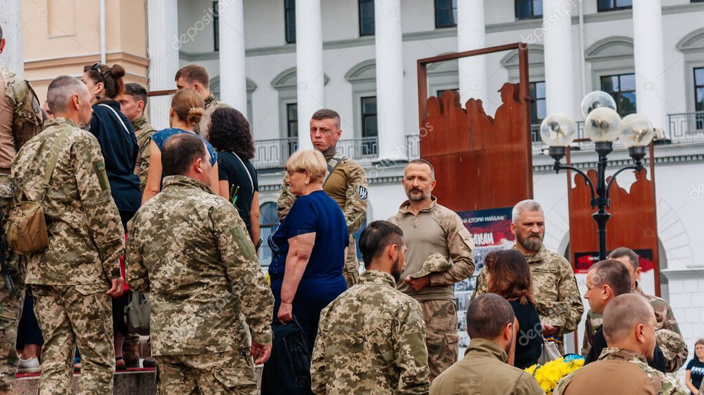 Kiev, Ukraine, 5 August 2022: farewell to the hero, solemn funeral and ...