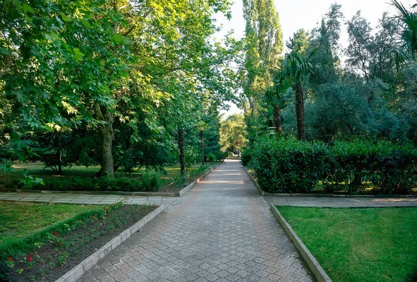 Parchi italiani Stock Photos, Royalty Free Parchi italiani Images ...