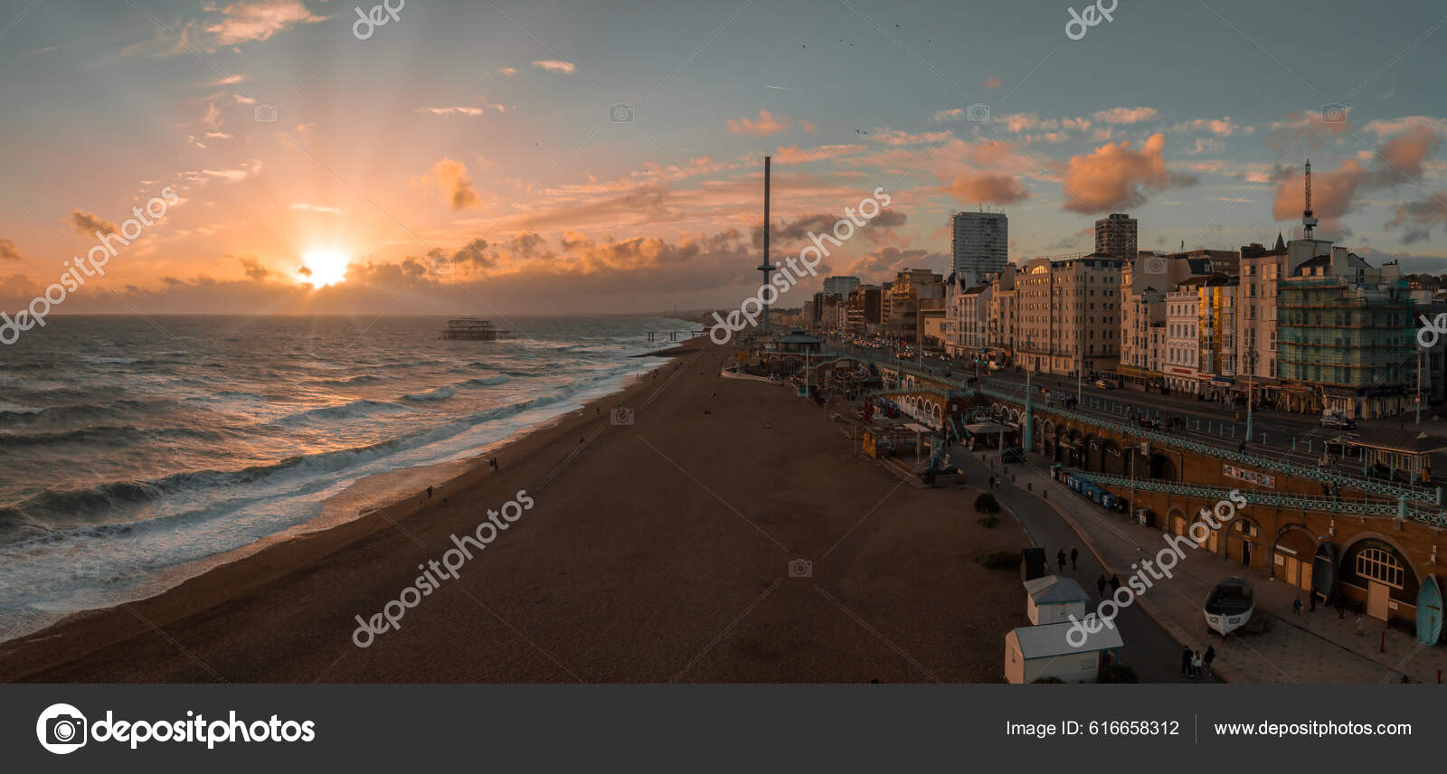 Beautiful Brighton Beach View Magical Sunset Stormy Weather Brighton ...