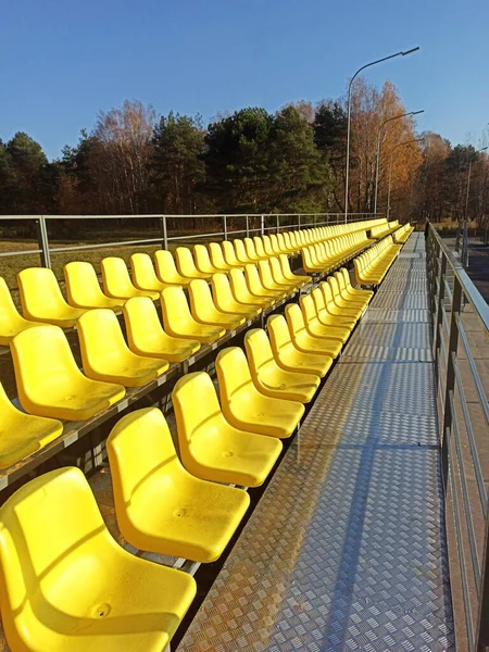 Gradas estadio futbol fotos de stock, imágenes de Gradas estadio futbol ...