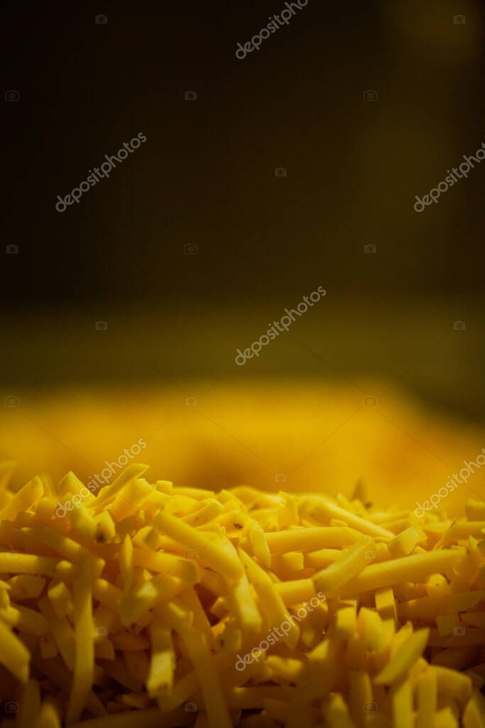 L nea de producci n de una f brica de patatas. Papas fritas - comida r pida. 2024