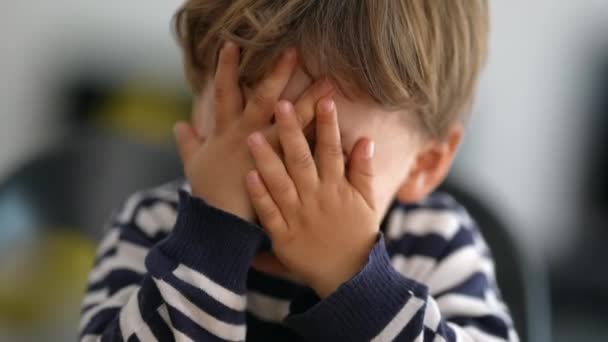 37 Oh no face Videos, Royalty-free Stock Oh no face Footage | Depositphotos