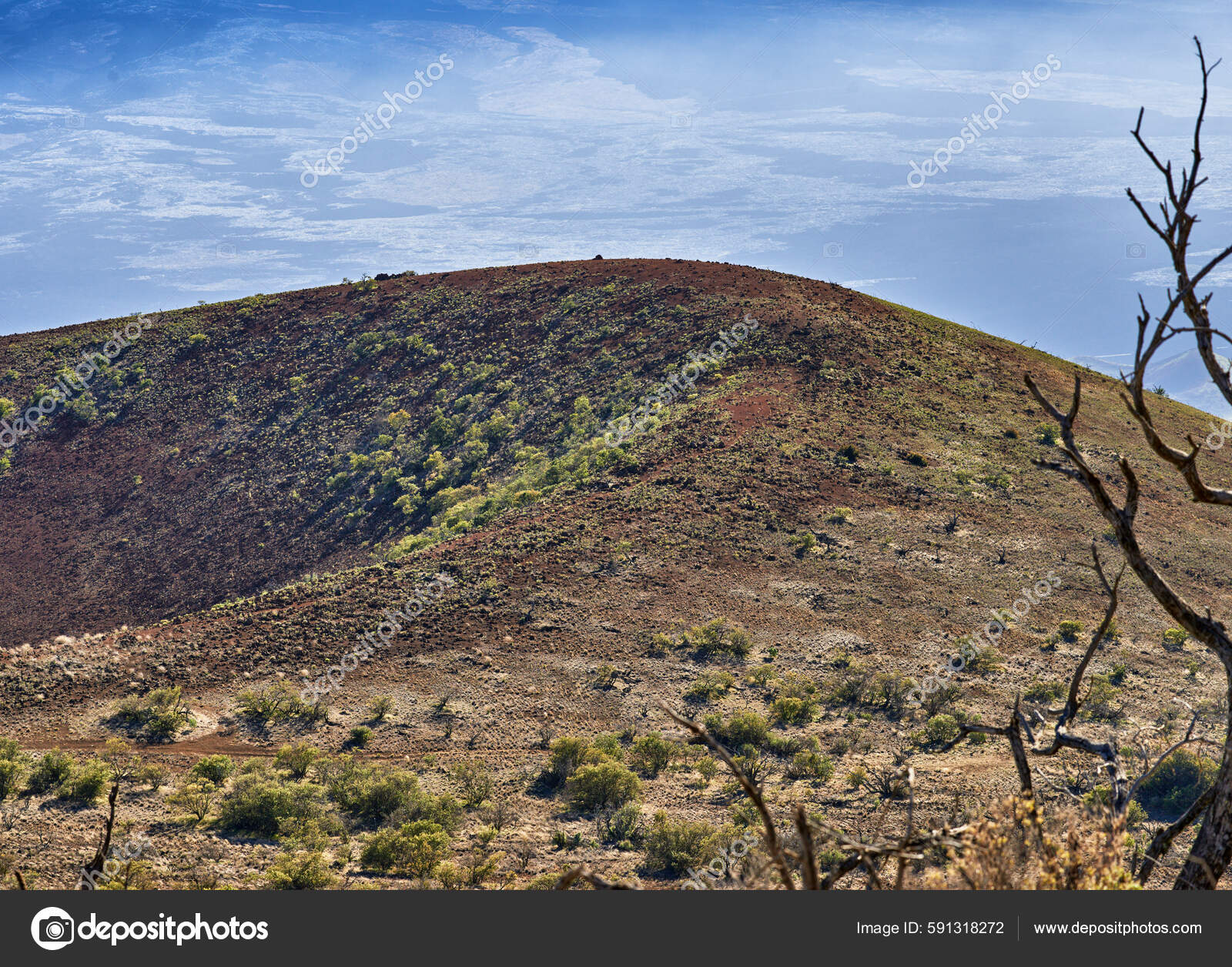 Extinct Volcanic Craters Mouna Loa Hawaii Stock Photo by ©PeopleImages ...