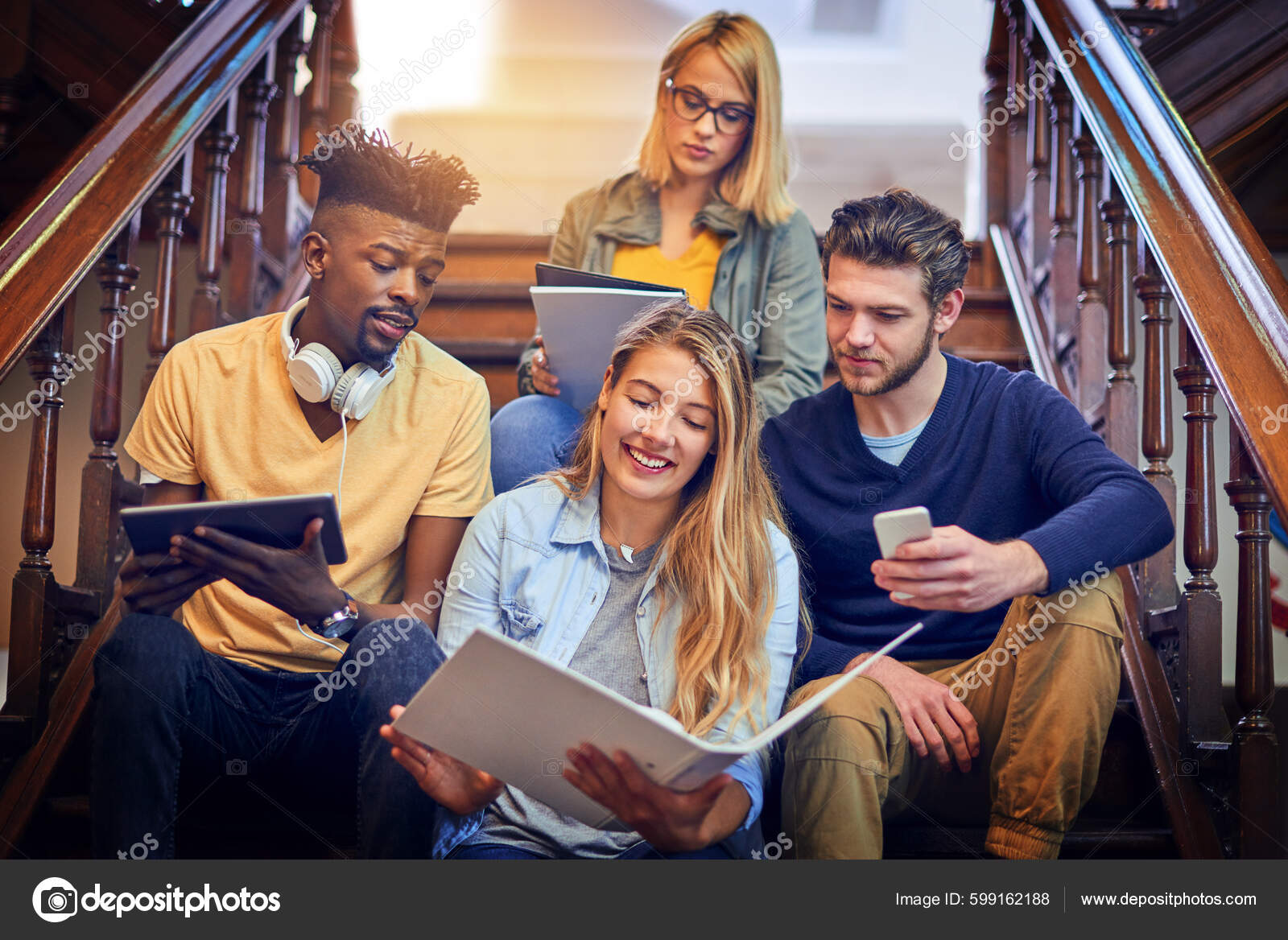 Working Task Together Group Diverse University Students Working ...