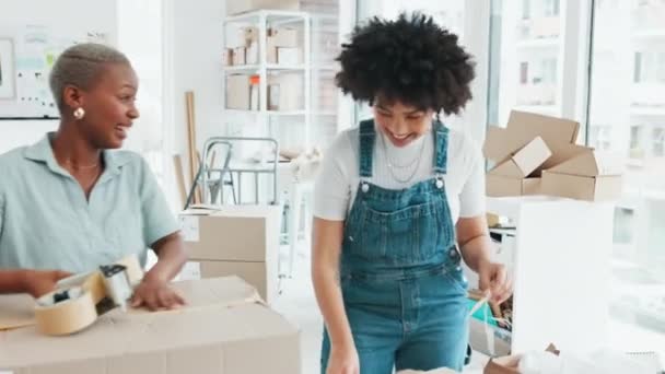 Ecommerce Box Phone Call Black Woman Communication Conversation ...