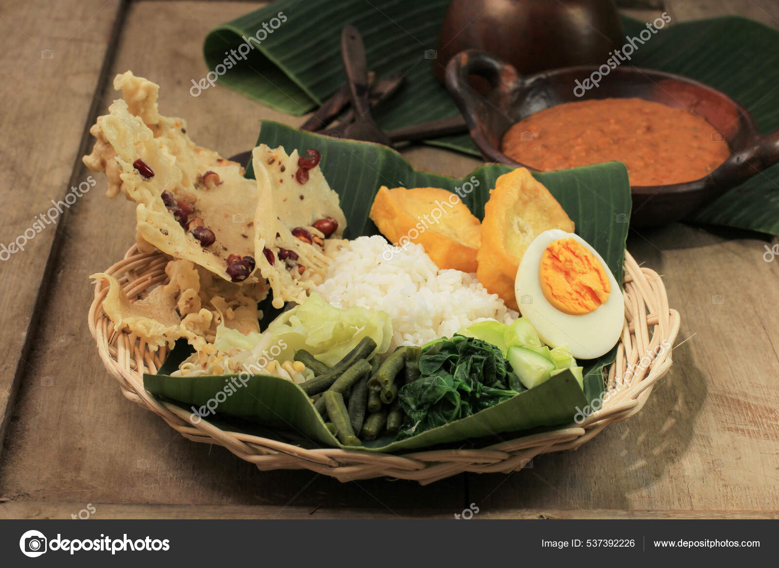 Nasi Pecel Traditional Javanese Rice Dish Steamed Rice Vegetable Salad ...