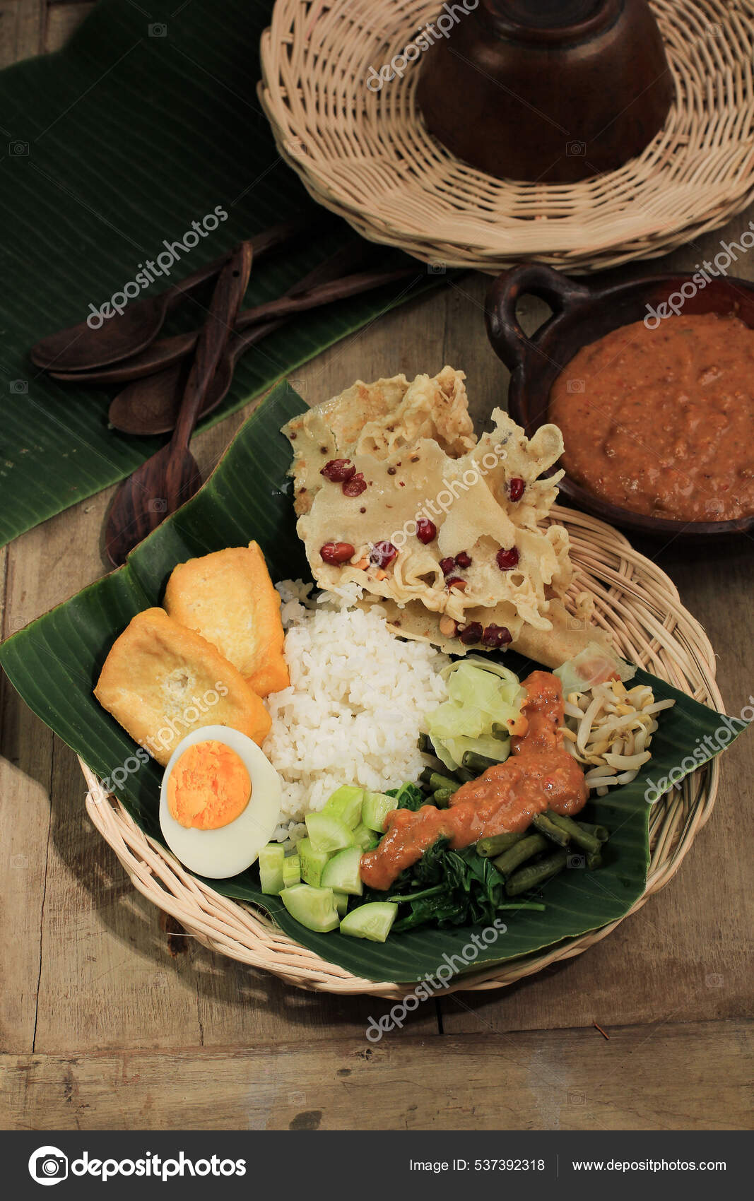 Nasi Pecel Traditional Javanese Rice Dish Steamed Rice Vegetable Salad ...