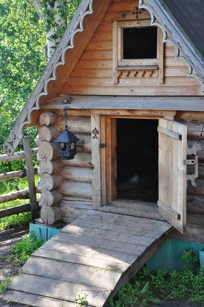 Russian log hut inside Stock Photos, Royalty Free Russian log hut ...