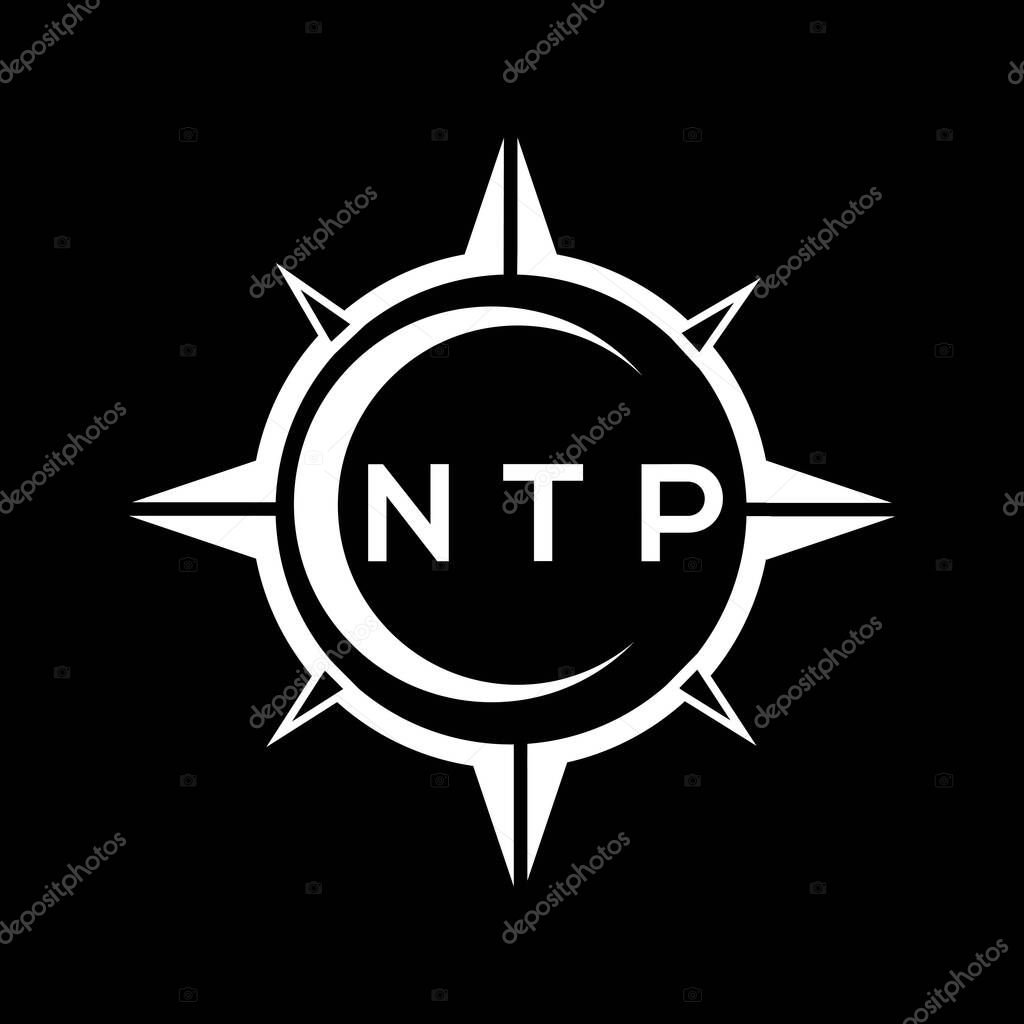 Diseño abstracto del logotipo del escudo del monograma NTP sobre fondo ...
