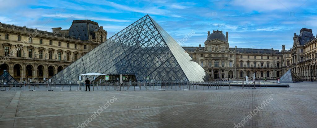 Beautiful panoramic view of the Louvre museum in Paris with its ...