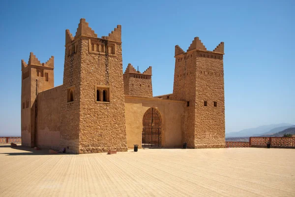 La Kasbah de Beni Mellal, que es un castillo bereber y monumento ...