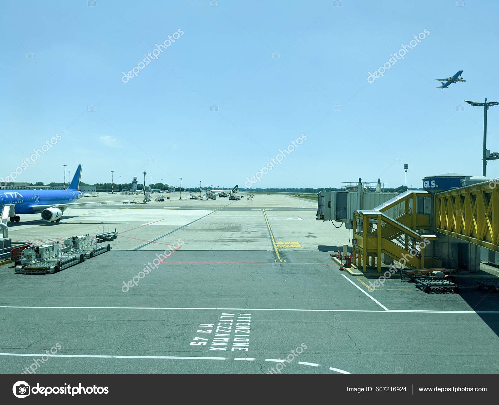 Linate Airport Italy Circa June 2022 Airport Operations Second Largest ...