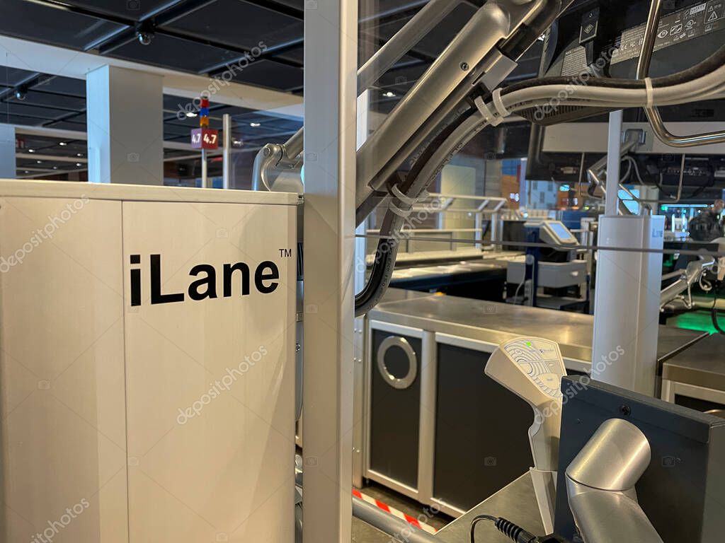 Berlín, Alemania - 18 de febrero de 2022: iLane.evo from Smiths ...