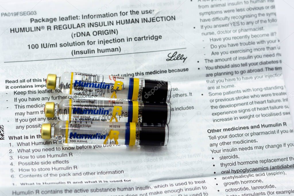 Cairo, Egipto, 2 de enero de 2022, Humulin R insulina humana rDNA 100 UI soluci n inyectable ...