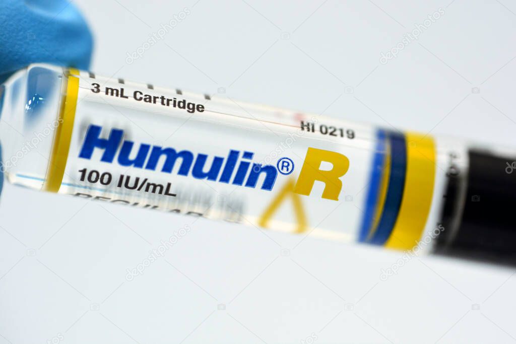 Cairo, Egipto, 2 de enero de 2022, Humulin R insulina humana rDNA 100 ...
