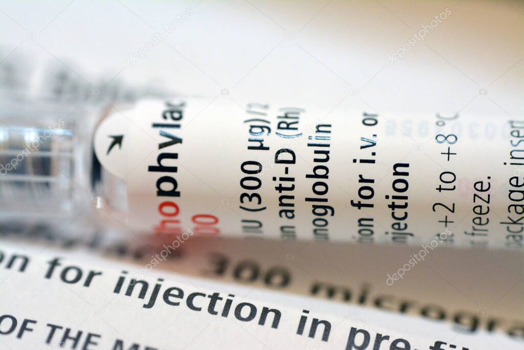 Cairo, Egipto, 17 de enero de 2022: Inmunoglobulina humana anti-D (Rh) Rhophylac 300 g ...