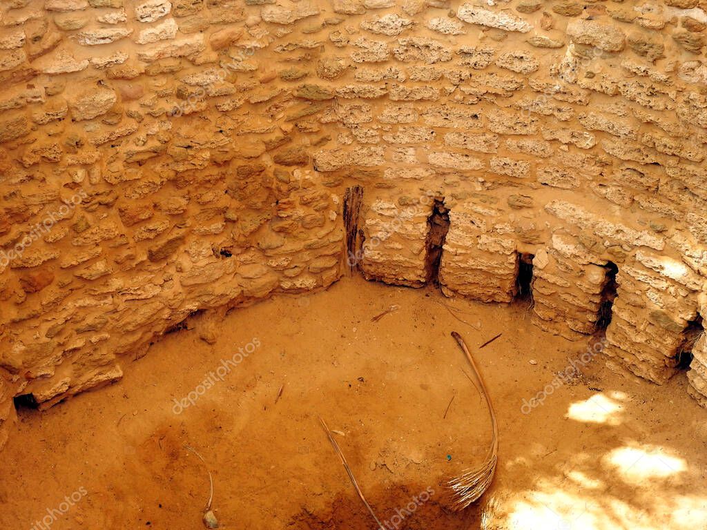 Profeta Moses Springs, Pozos de agua y palmeras en la península del ...