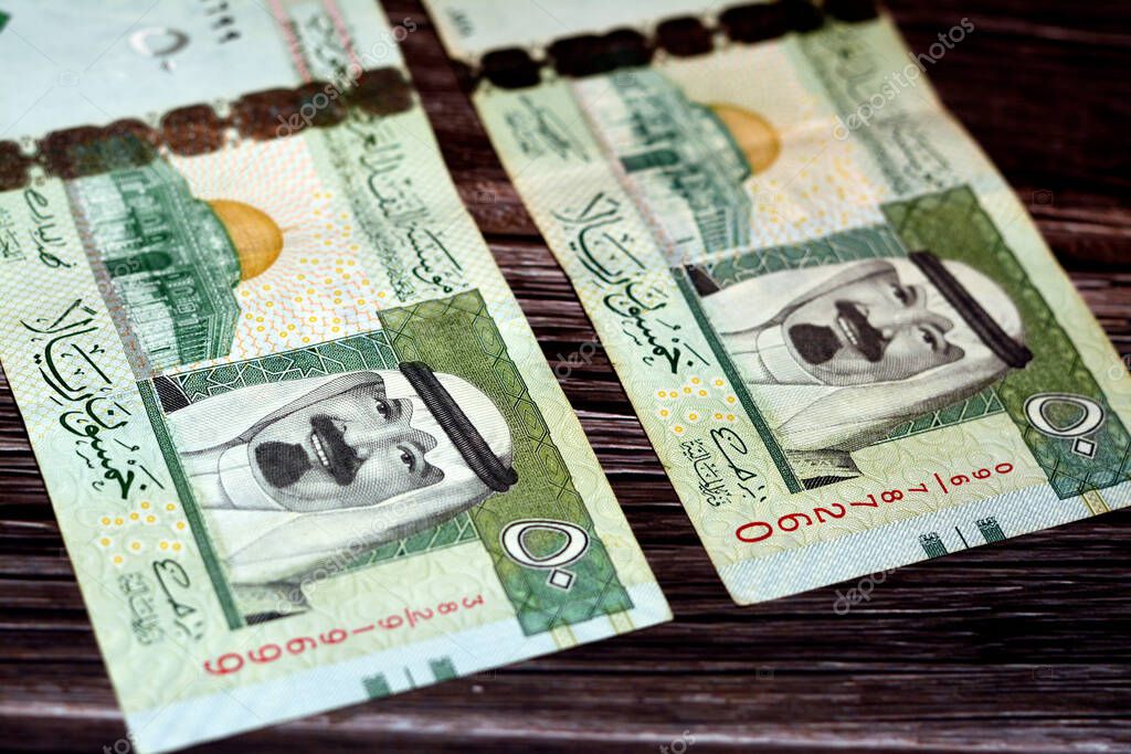 Lado anverso de Arabia Saudita 50 SAR cincuenta riales saudíes efectivo ...