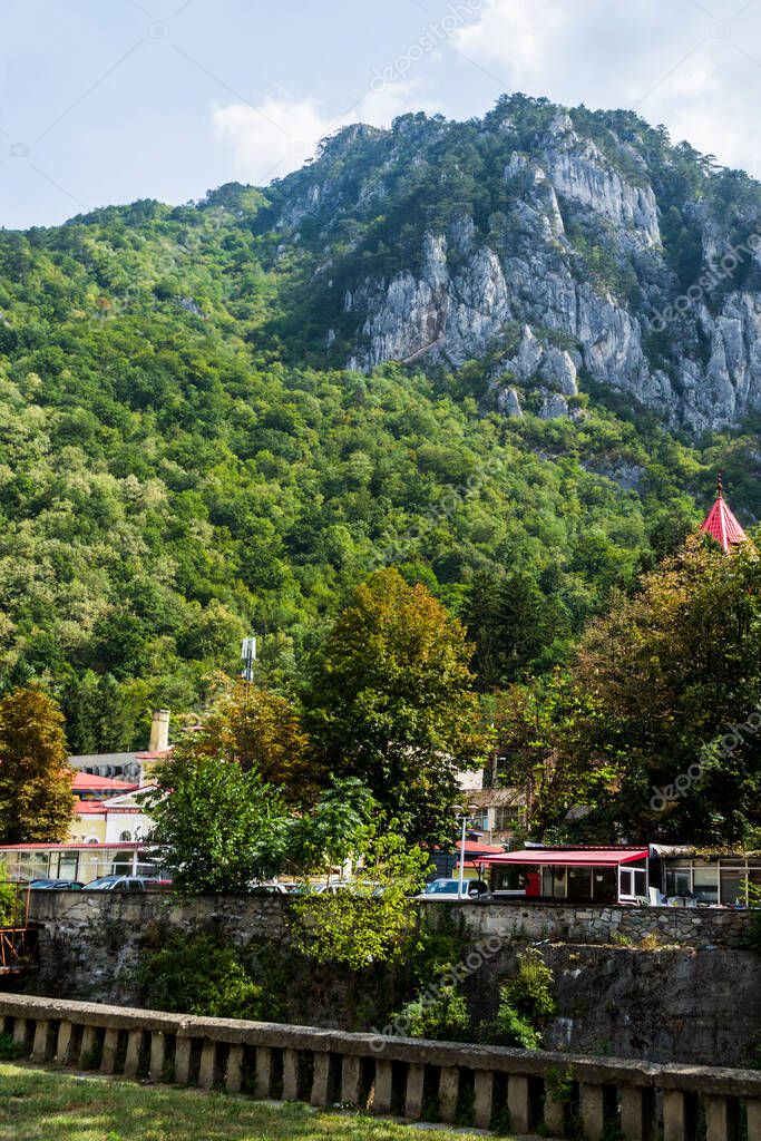 BAILE HERCULANE, ROMANIA-SEPTIEMBRE 09,2019: El balneario Baile ...