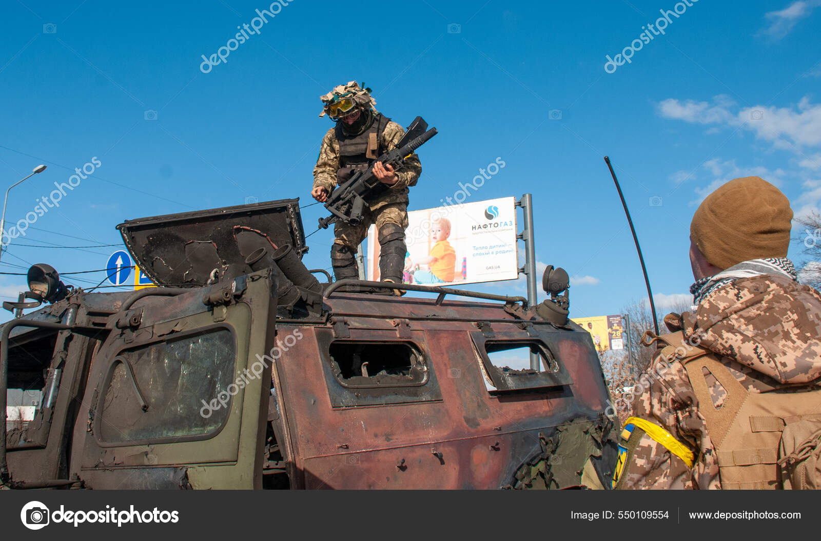 27Th February 2022 Ukraine Kharkiv Soldiers Burnt Russian Afv Tiger ...