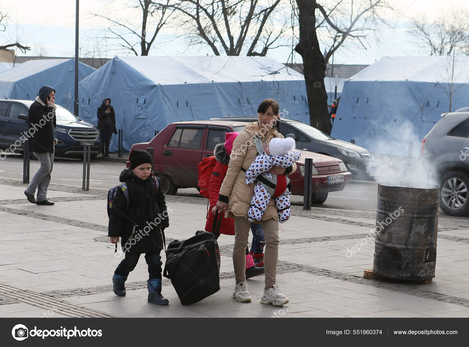 Lviv Ukraine March 2022 Refugees Street Lviv — Free Stock Editorial ...