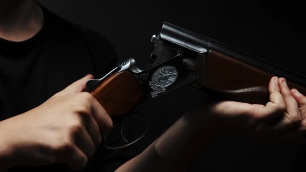 269 vídeos de Vinger op de trekker, metraje de Vinger op de trekker sin ...