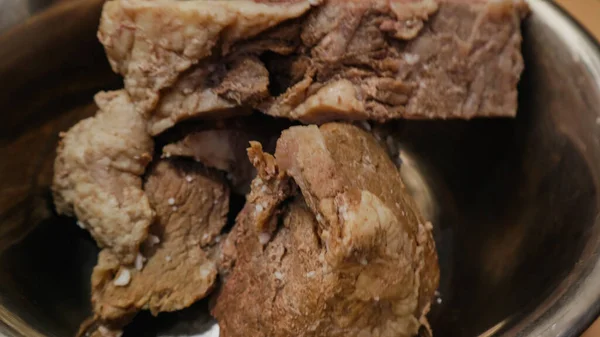 Viande cuite lentement Stock Photos, Royalty Free Viande cuite ...