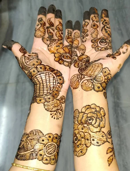 Indian Mehandi Design For Hands