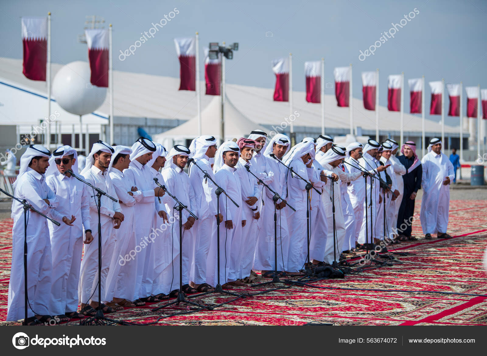 Doha Qatar December 2017 Traditional Bedouin Music Celebration Qatar ...