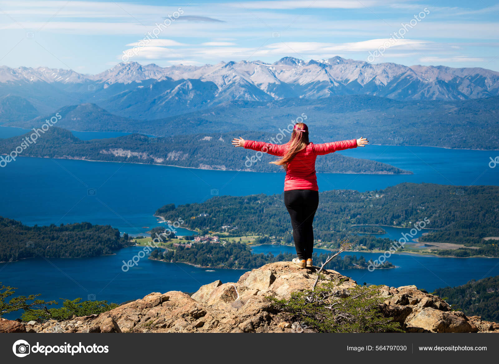 Back View Woman Outstretched Arms Top Mountain Surrounded Incredible ...
