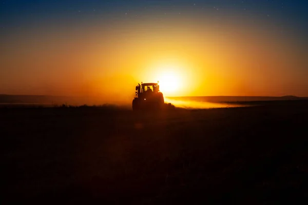 Farm sunset tractor Stock Photos, Royalty Free Farm sunset tractor ...
