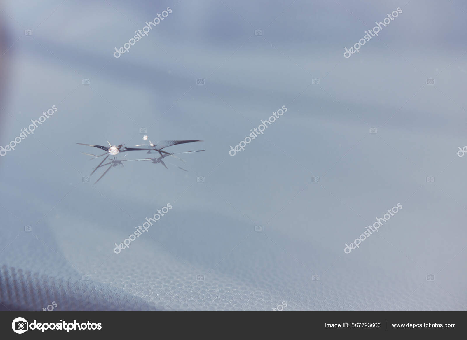 Broken Car Windshield Cobwebs Radial Splits Cracks Windshield Triplex ...
