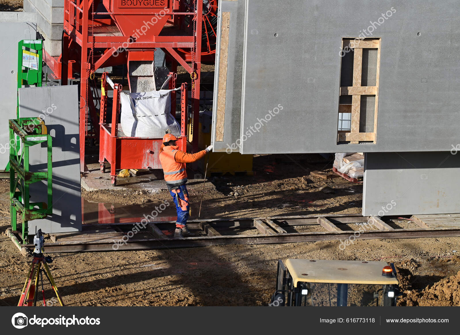 Lifting Precast Panels Construction Site – Stock Editorial Photo ...