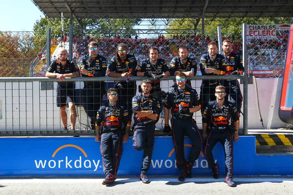 The red bull team Stock Photos, Royalty Free The red bull team Images ...