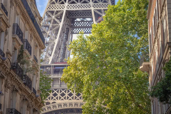 Scaffolding in paris fotos de stock, imágenes de Scaffolding in paris ...